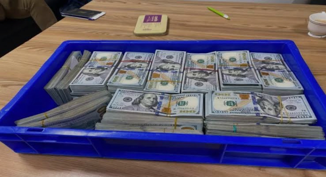 Customs Seizes Rs 3.5 Crores in Hawala Racket at Pune Airport ...